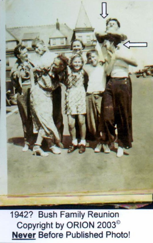 Bush family reunion (foto Orion) – Rob Scholte Museum