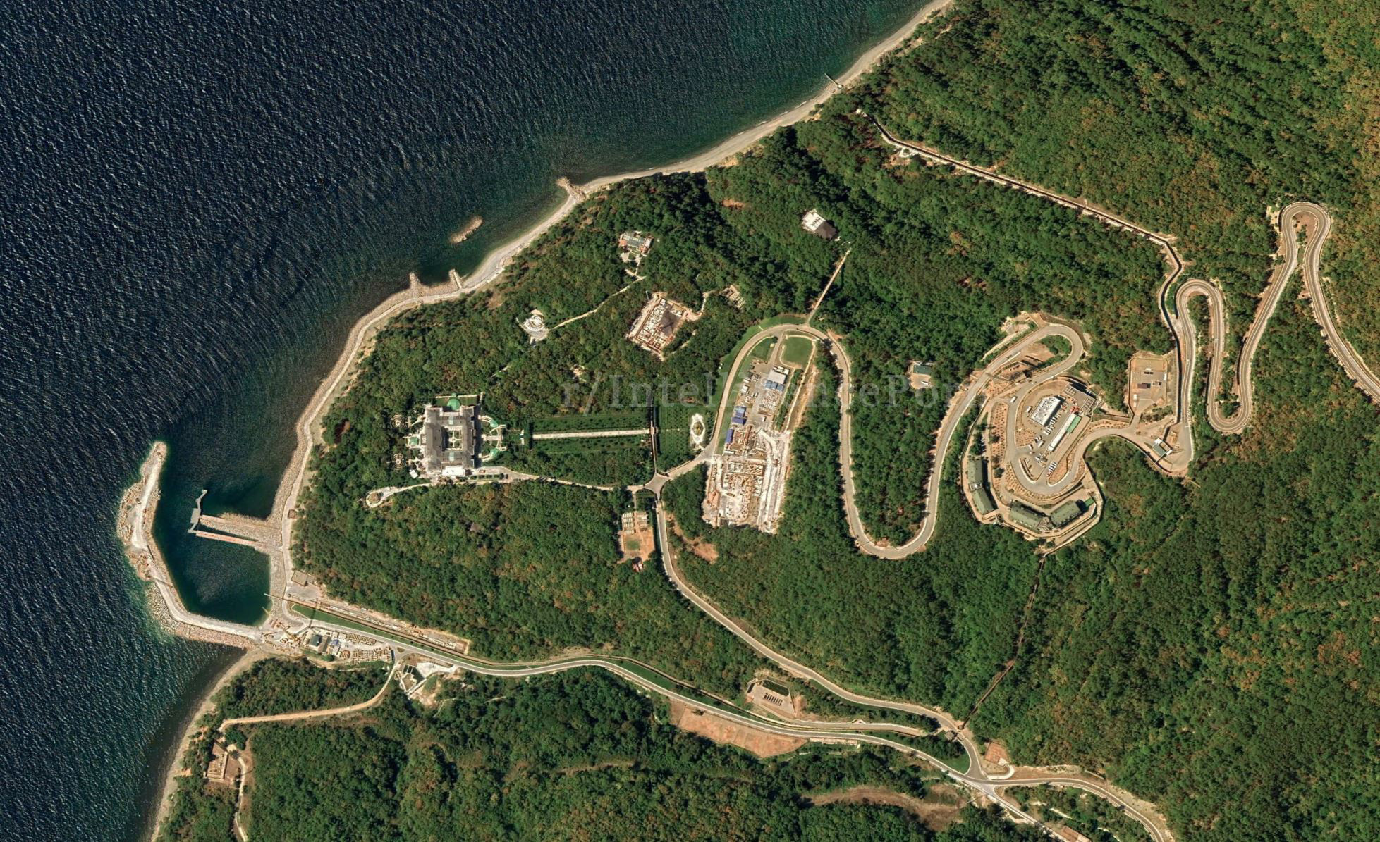 Residence at Cape Idokopas (2) (foto Imgur) – Rob Scholte Museum