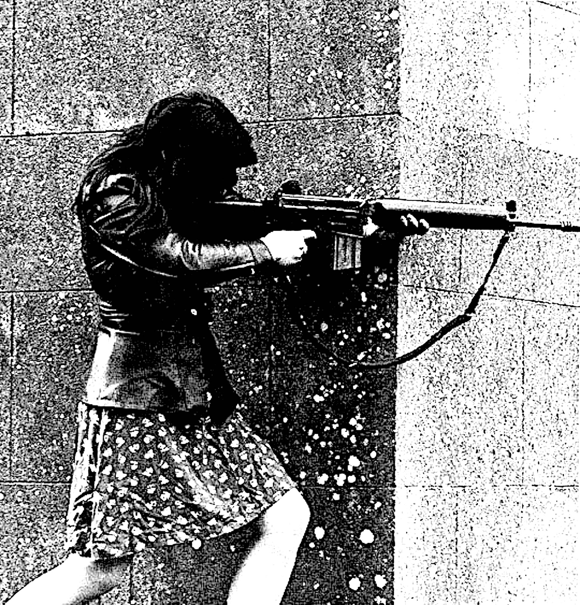 Female IRA Resistance Fighter (foto Tumgir)foto Tumblr) – Rob Scholte ...