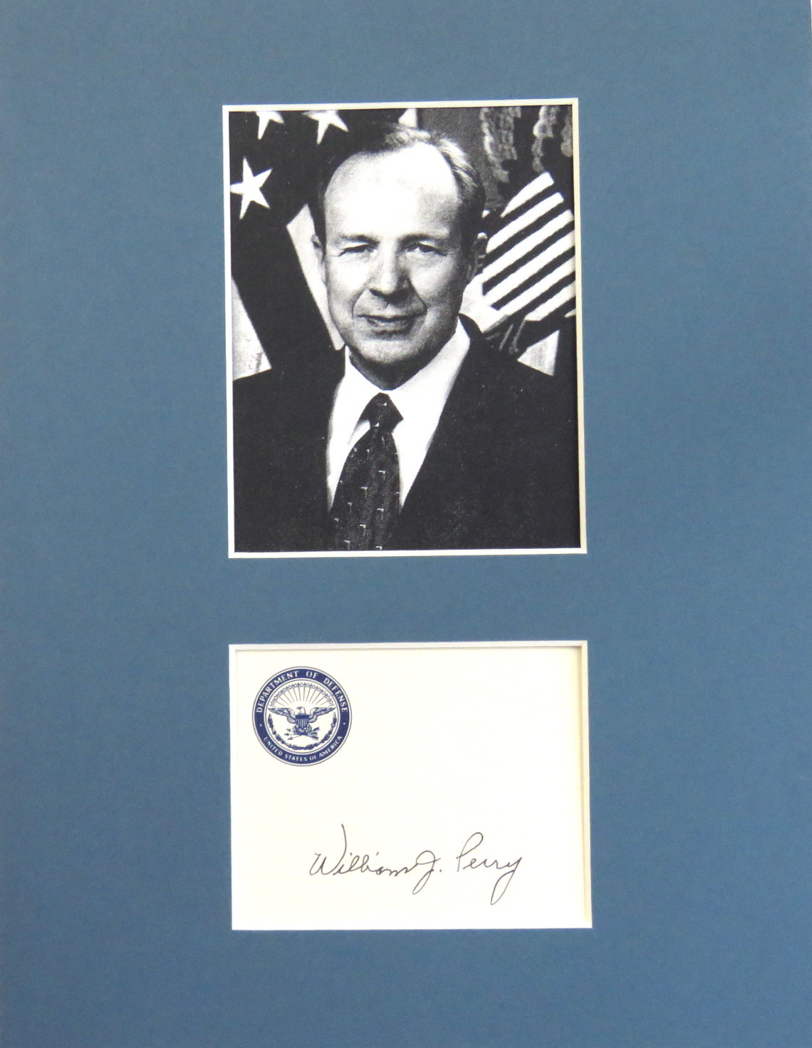 William J Perry (foto montgomeryrarebooks.com) – Rob Scholte Museum